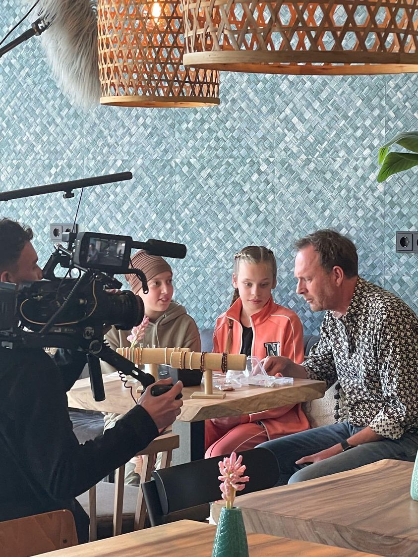 Jeugdlintje en Gulden Gelderlander Junior voor Faye en Lynn | KV Wageningen